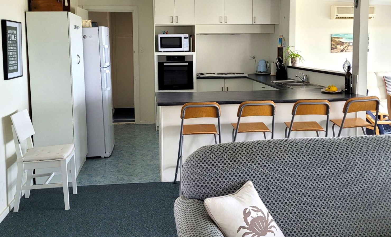 Schmidty at Tiddy | Yorke Peninsula holiday accommodation & bookings