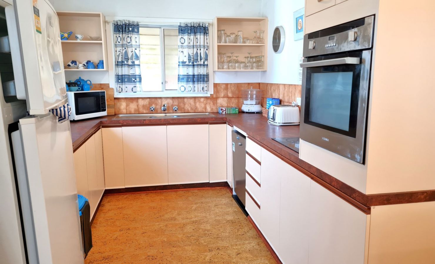 Dolphin View | Yorke Peninsula holiday accommodation & bookings